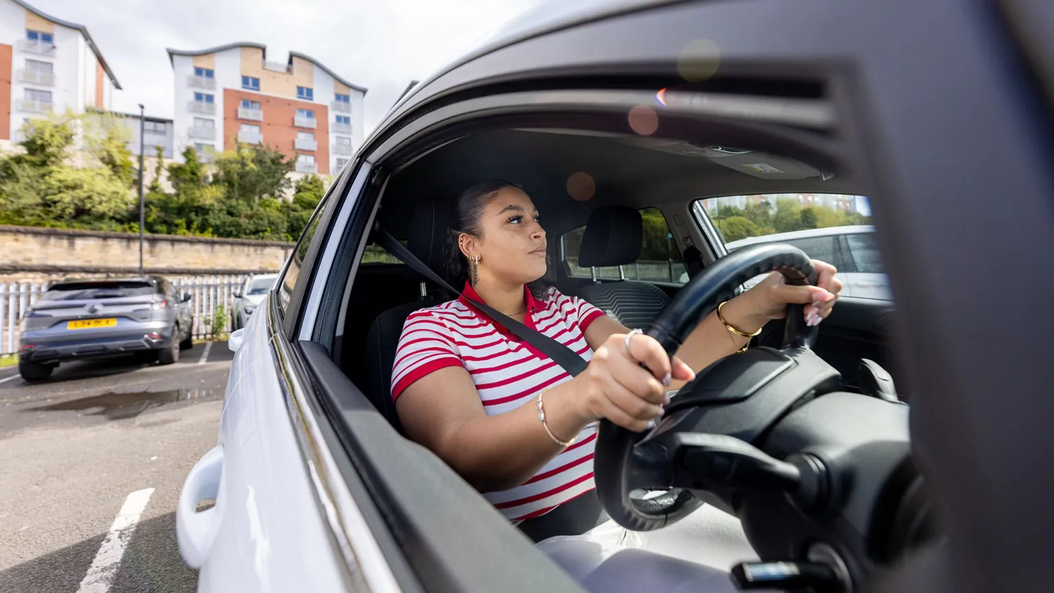 Young Drivers Warned of Fake Car Insurance from 'Ghost Brokers' Online ...