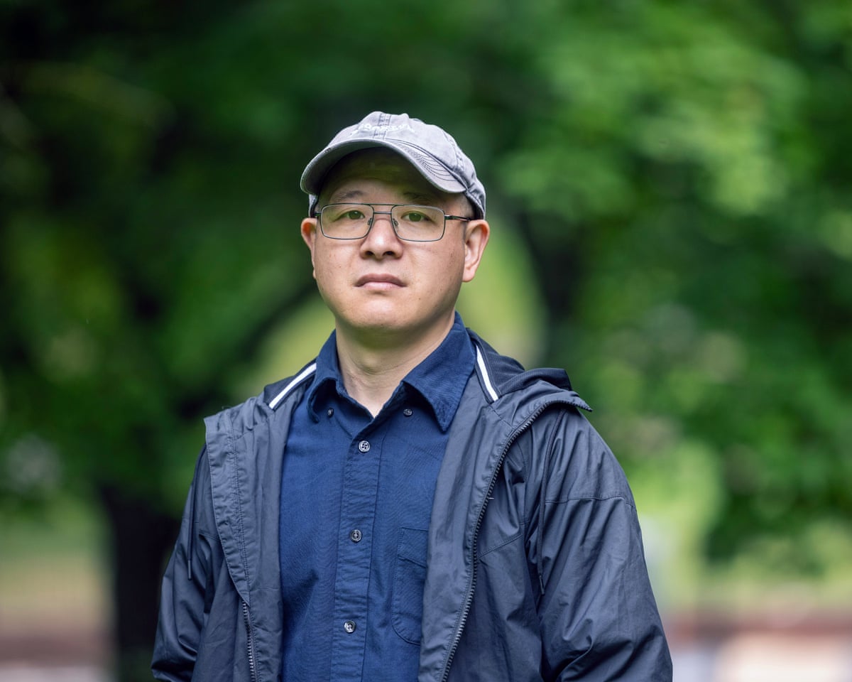 Chinese Dissident Alleges Pro-Regime Interpreter Berated Him During UK ...